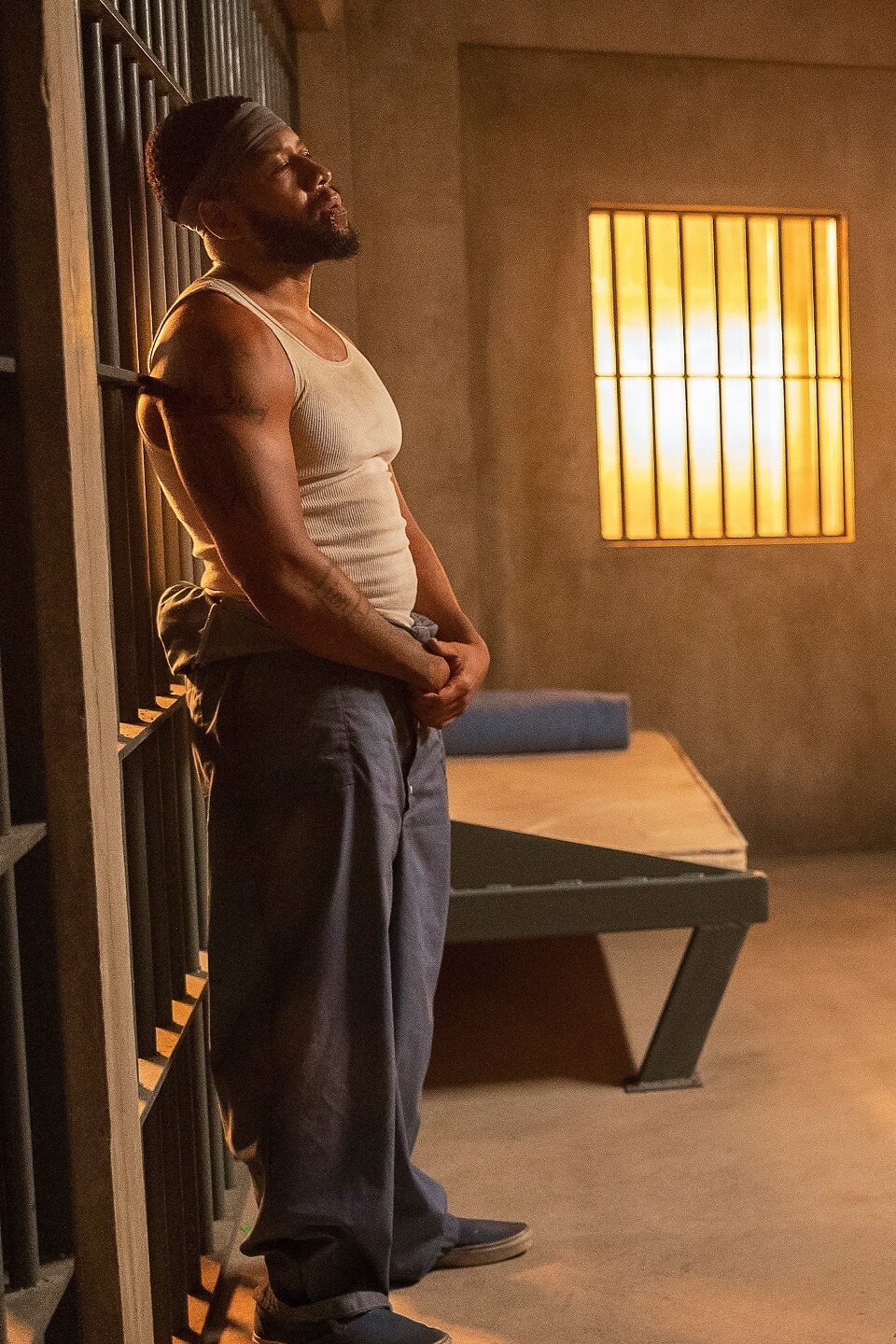 Circling Vultures Pictures - Rotten Tomatoes