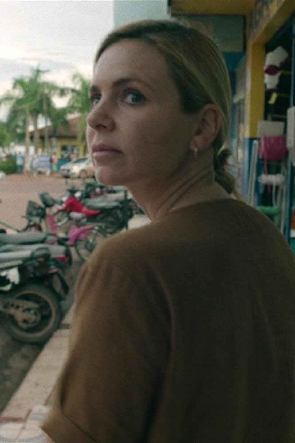 Amazon Mafia Pictures - Rotten Tomatoes