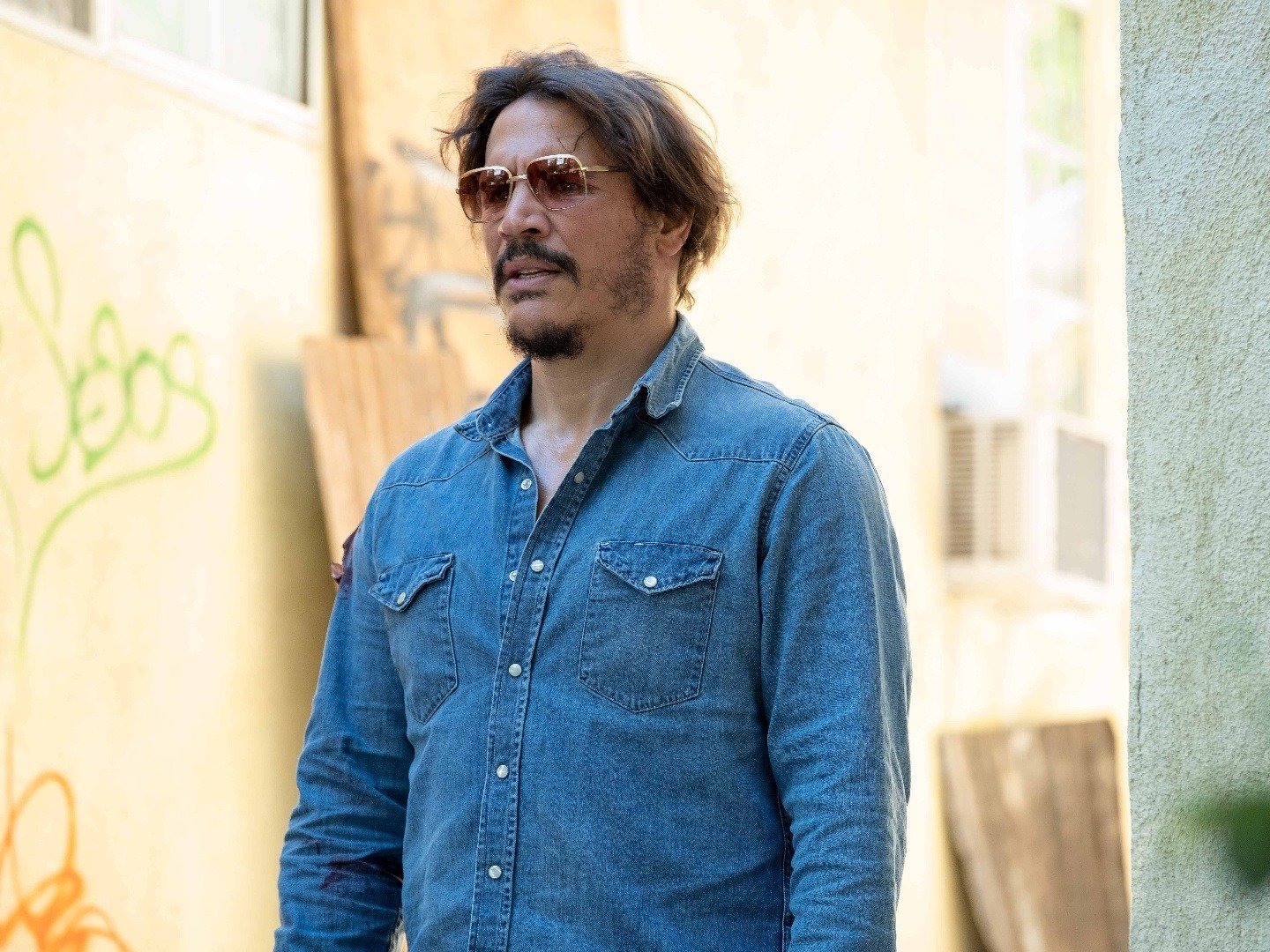 Snowfall: Season 5 Episode 5 Sneak Peek - Teddy and Parissa Meet Again ...