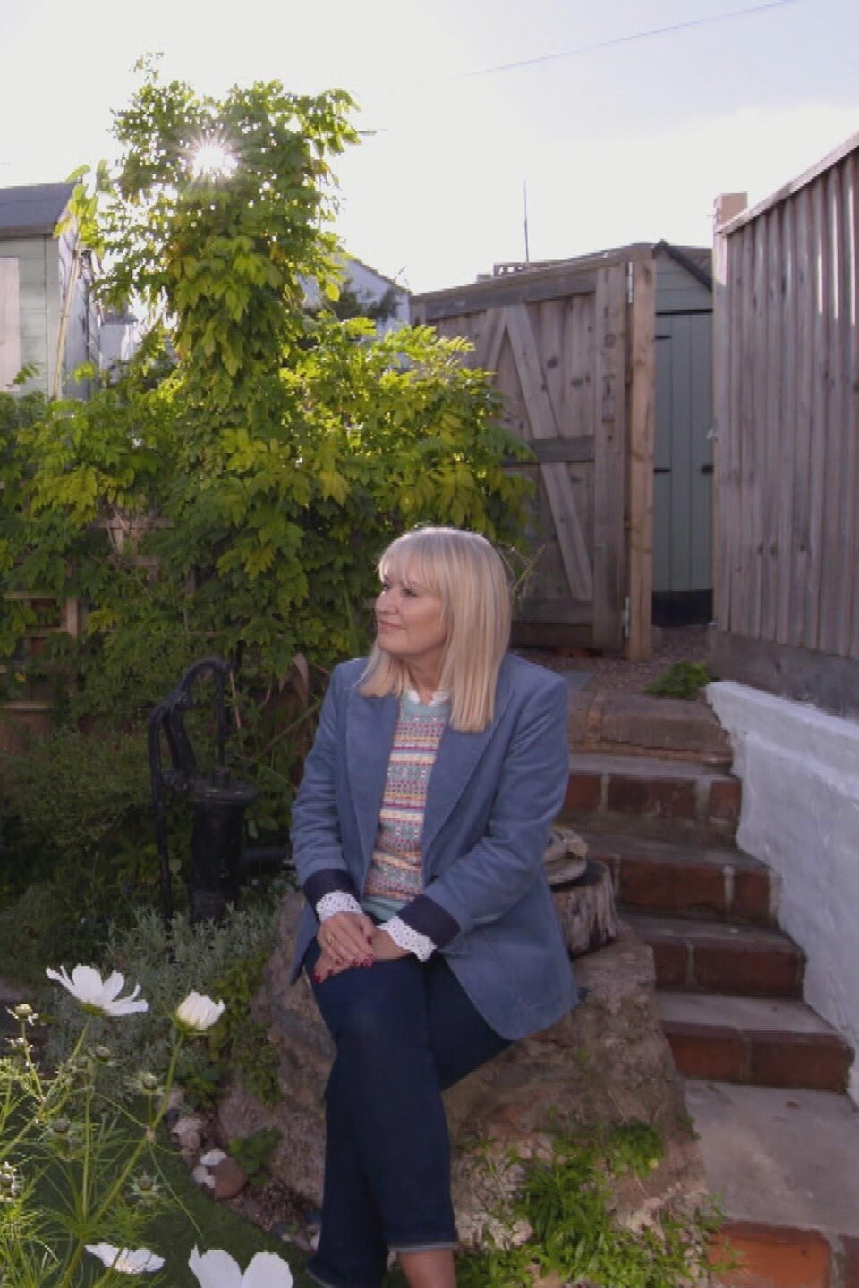 Devon Pictures - Rotten Tomatoes