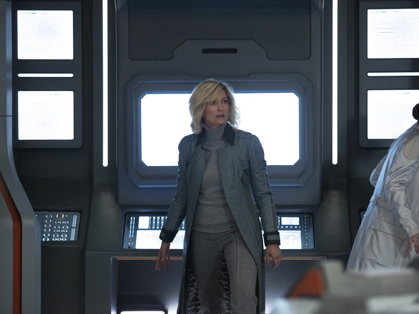 Halo: Season 1 Episode 5 Clip - Makee Seeks The Artifact - Trailers ...
