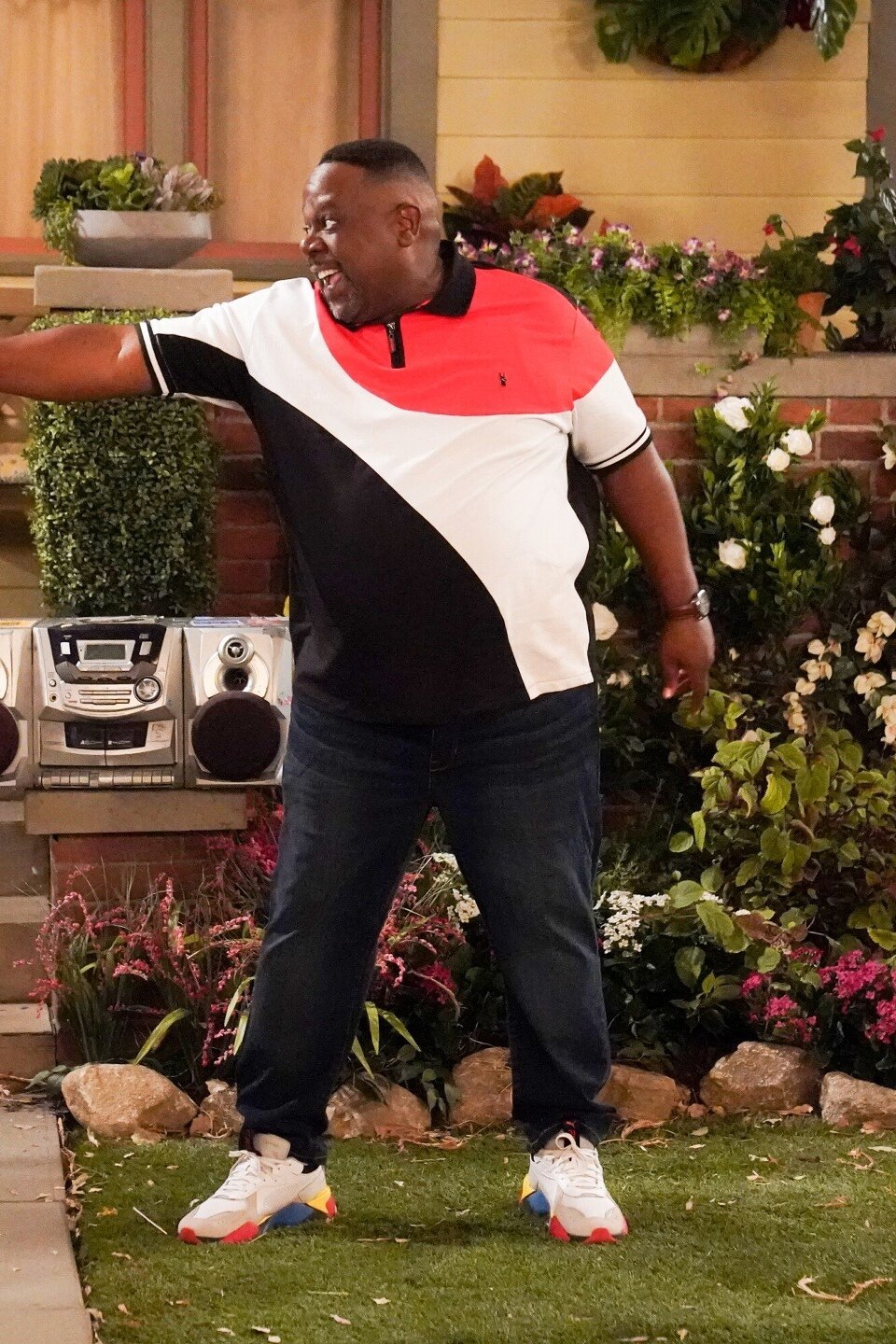 Welcome Back to the Neighborhood Pictures - Rotten Tomatoes