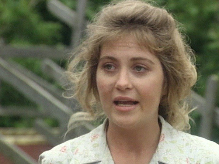 Fleur Bennett's Instagram, Twitter & Facebook on IDCrawl