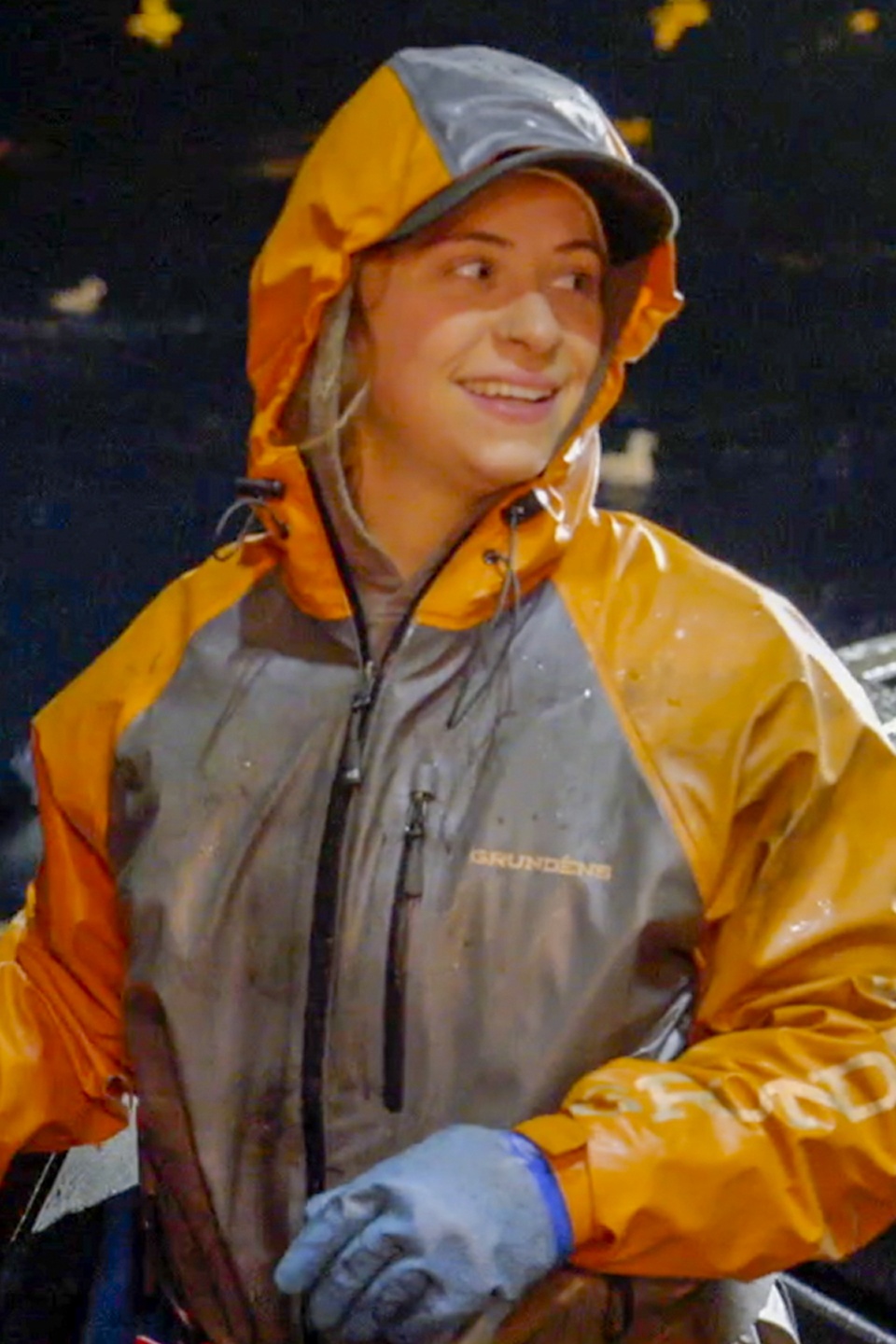 Between Payday and Mayday Pictures - Rotten Tomatoes