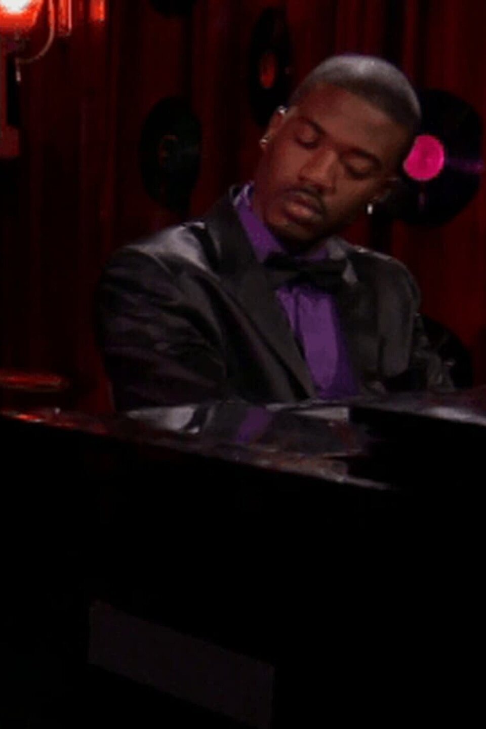 There's Something About Larry Pictures - Rotten Tomatoes