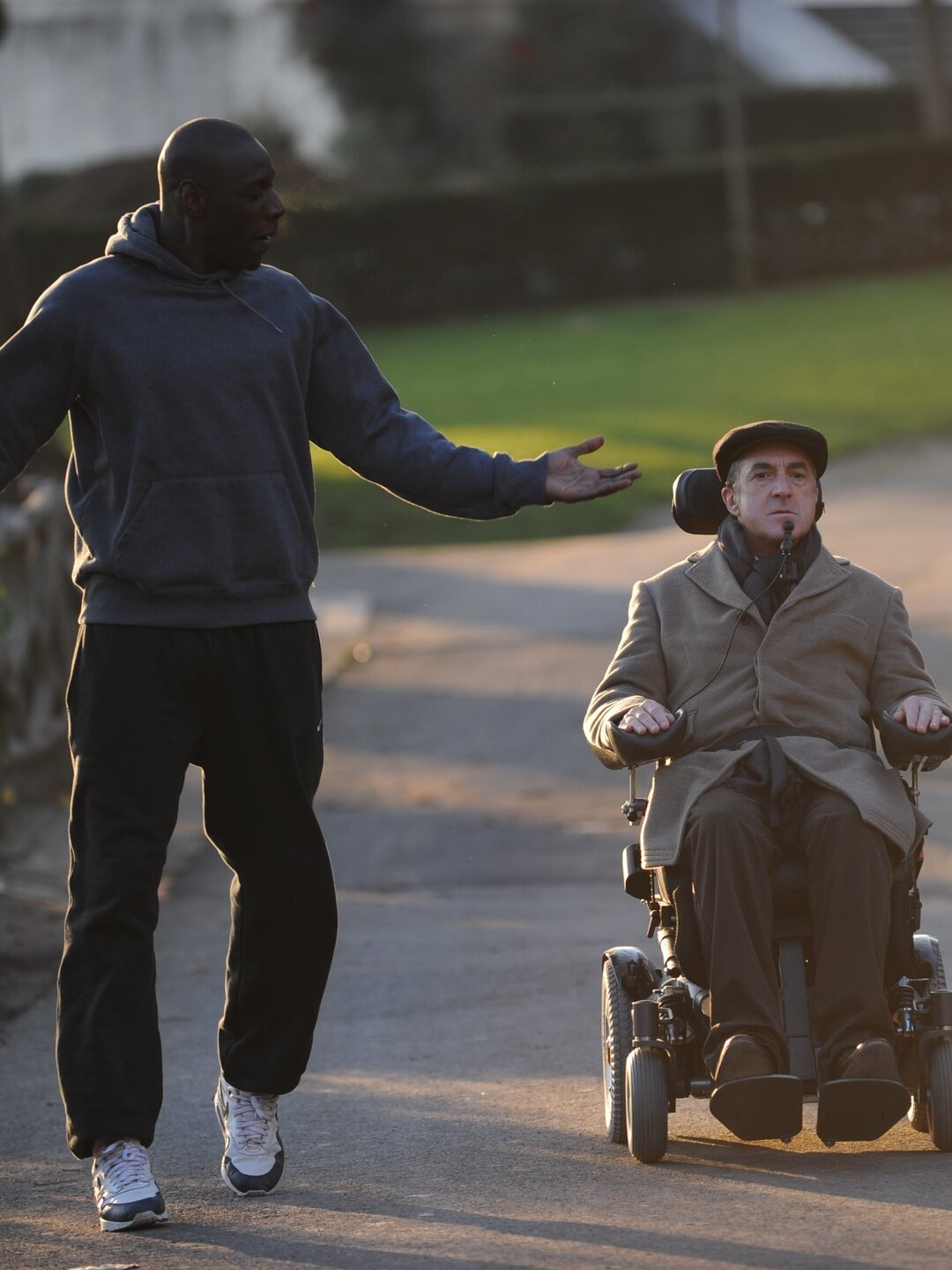 The Intouchables: Trailer 1 - Trailers & Videos - Rotten Tomatoes