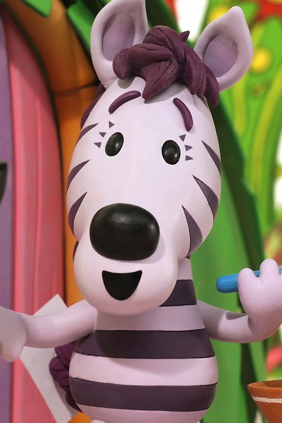 Raa Raa Goes Hunting Pictures - Rotten Tomatoes