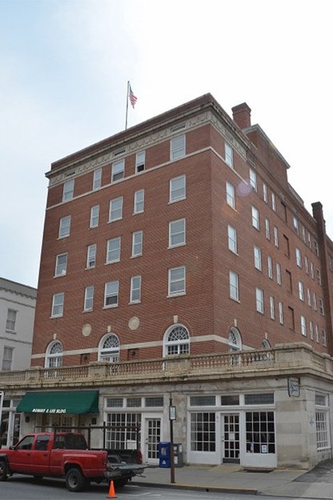 Six-Story Hotel in Virginia Pictures - Rotten Tomatoes